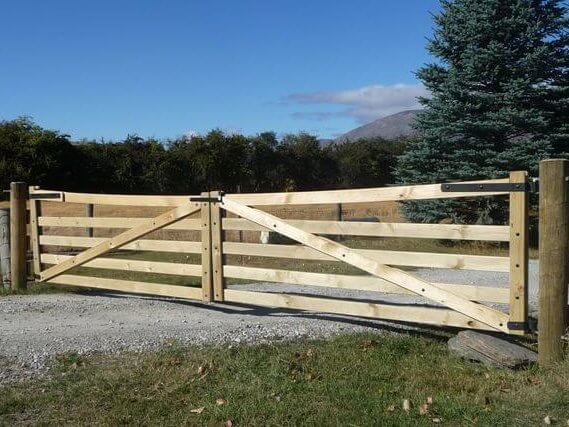 Lifestyle Timber Gates from Boundaryline