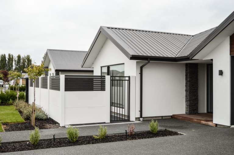 DuraPanel Adjustable Gates | Boundaryline